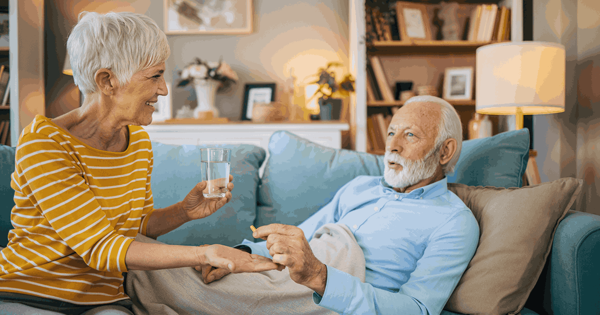 ¿Cuáles son las causas de la automedicación?